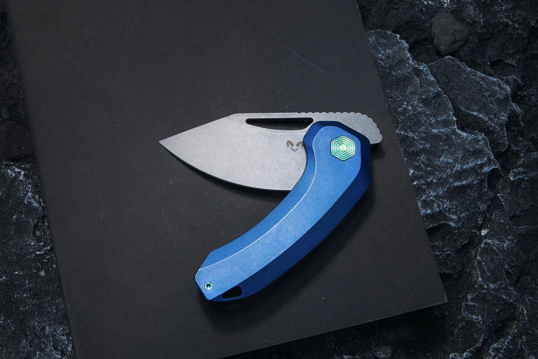 Damned Designs Anzu XL – Kaviso
